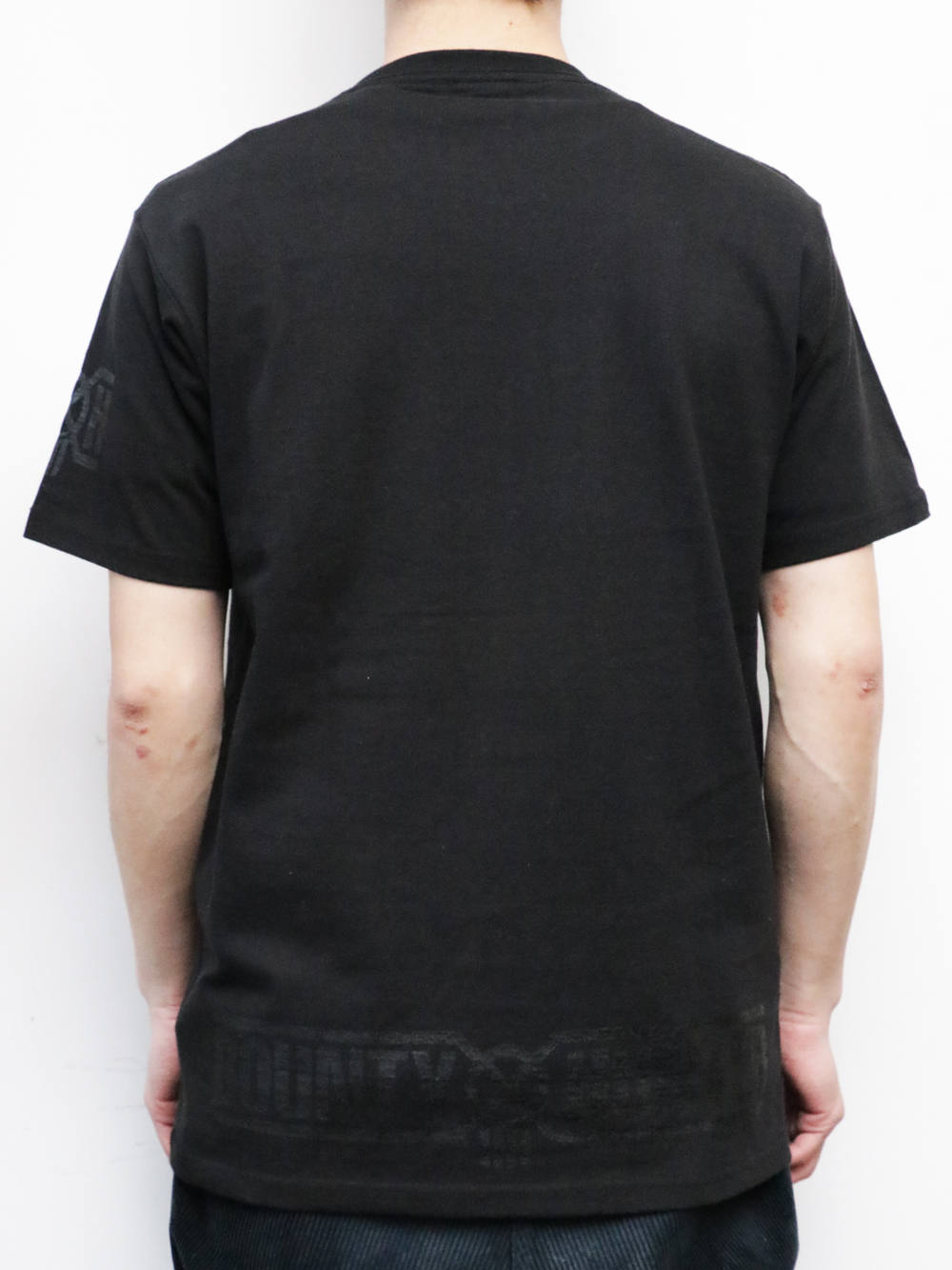 BOUNTY HUNTER - XOPOWO Tee (BLACK) | SKANDA